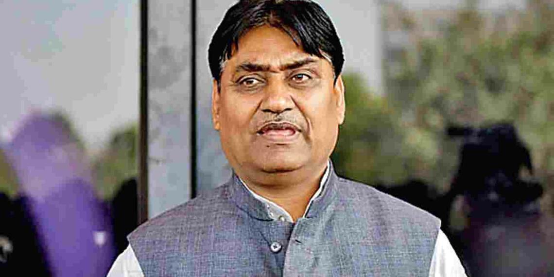 Know the president of the Rajasthan: Govind Singh Dotasara - Tfipost.com