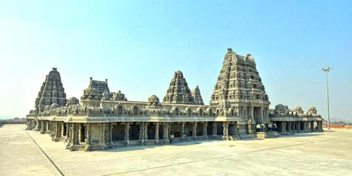 Yadagirigutta Temple timings, history, travel guide and how to reach