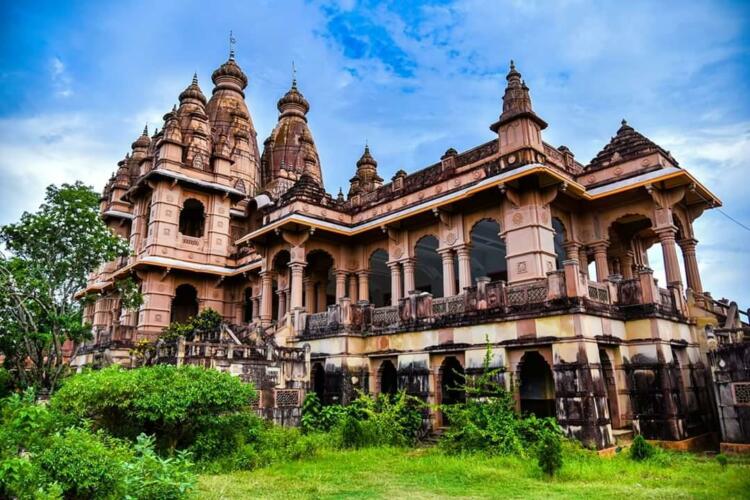 Naulakha Mandir Deoghar, timings, guide, history and how to reach