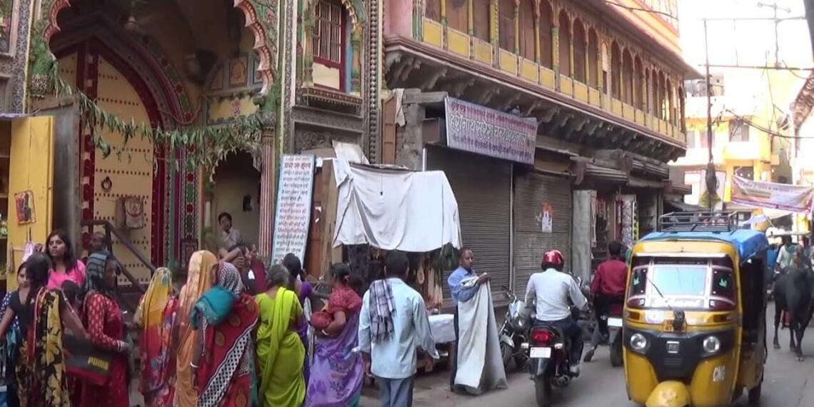 Dwarkadhish Temple Mathura, timings, history, guide & to reach
